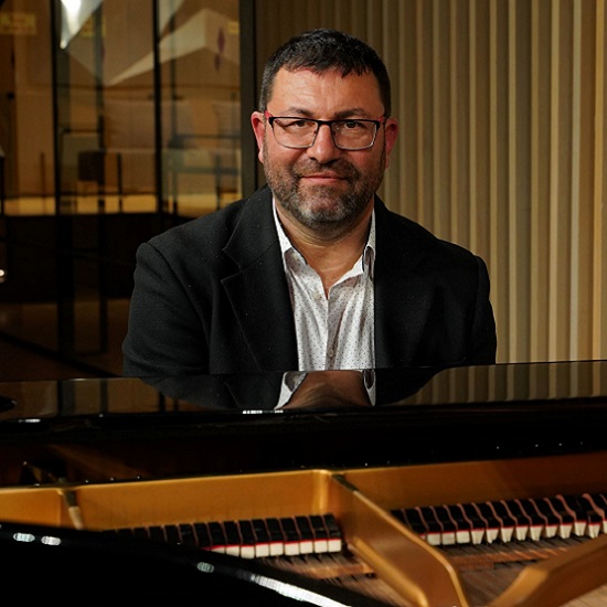 Tal Babitzky At Radio Now! - Spins Tracking System